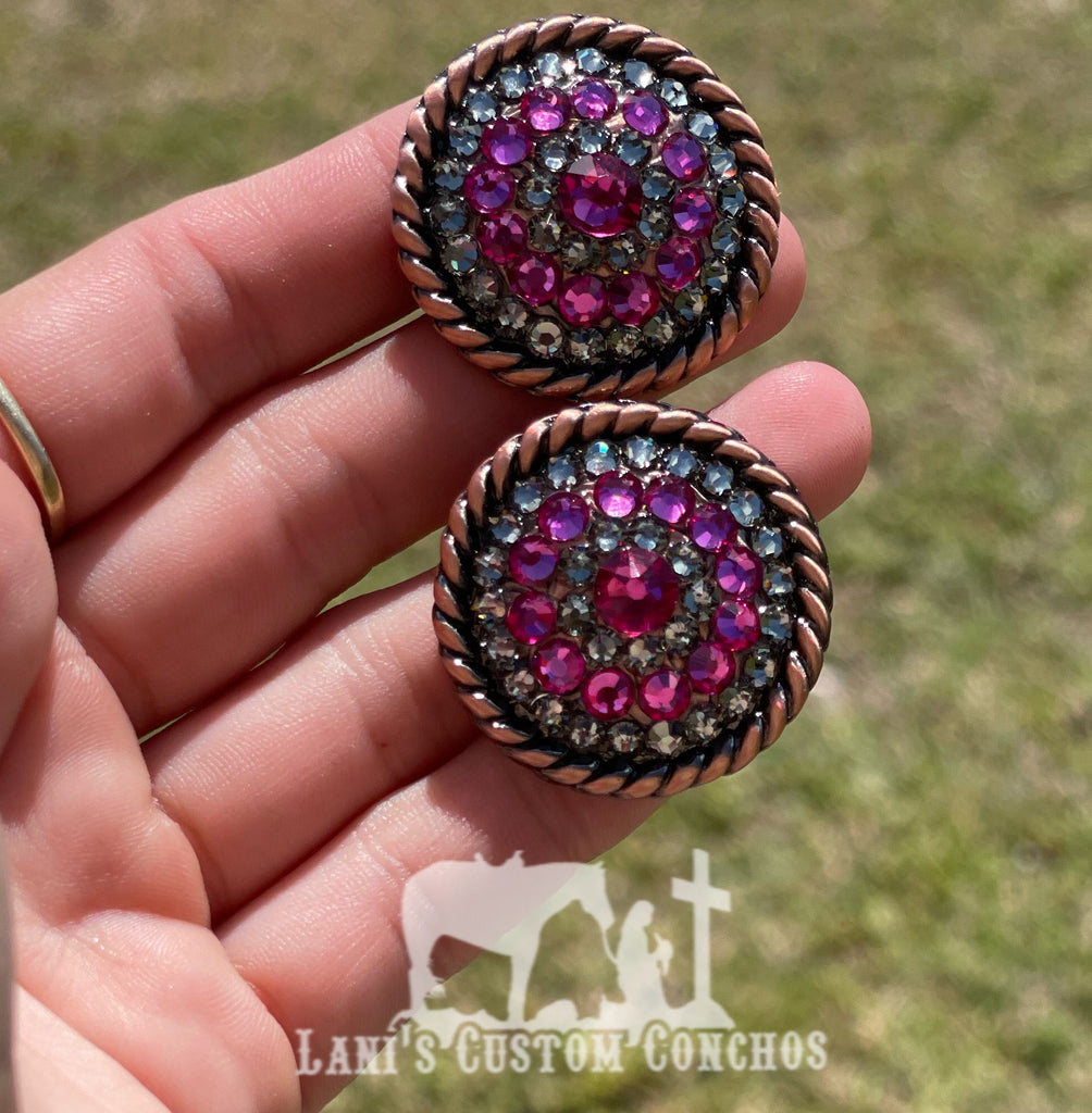 Fuschia & Black Diamond – Lani's Custom Conchos & Tack